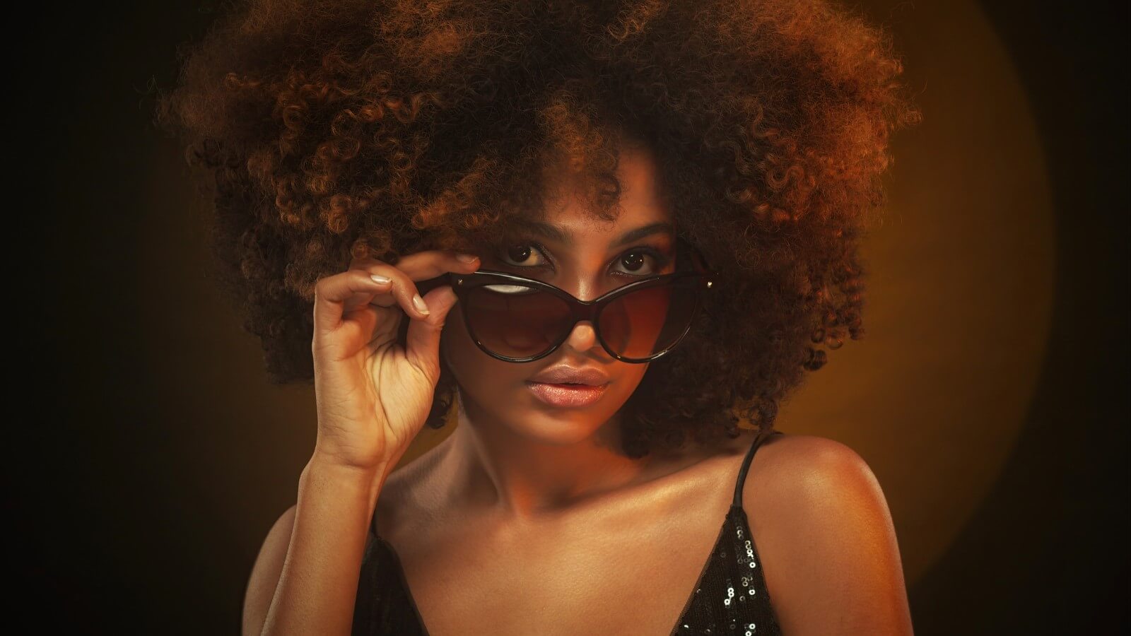 40 Romantic Conversation Starters: Spark Romance & Intimacy