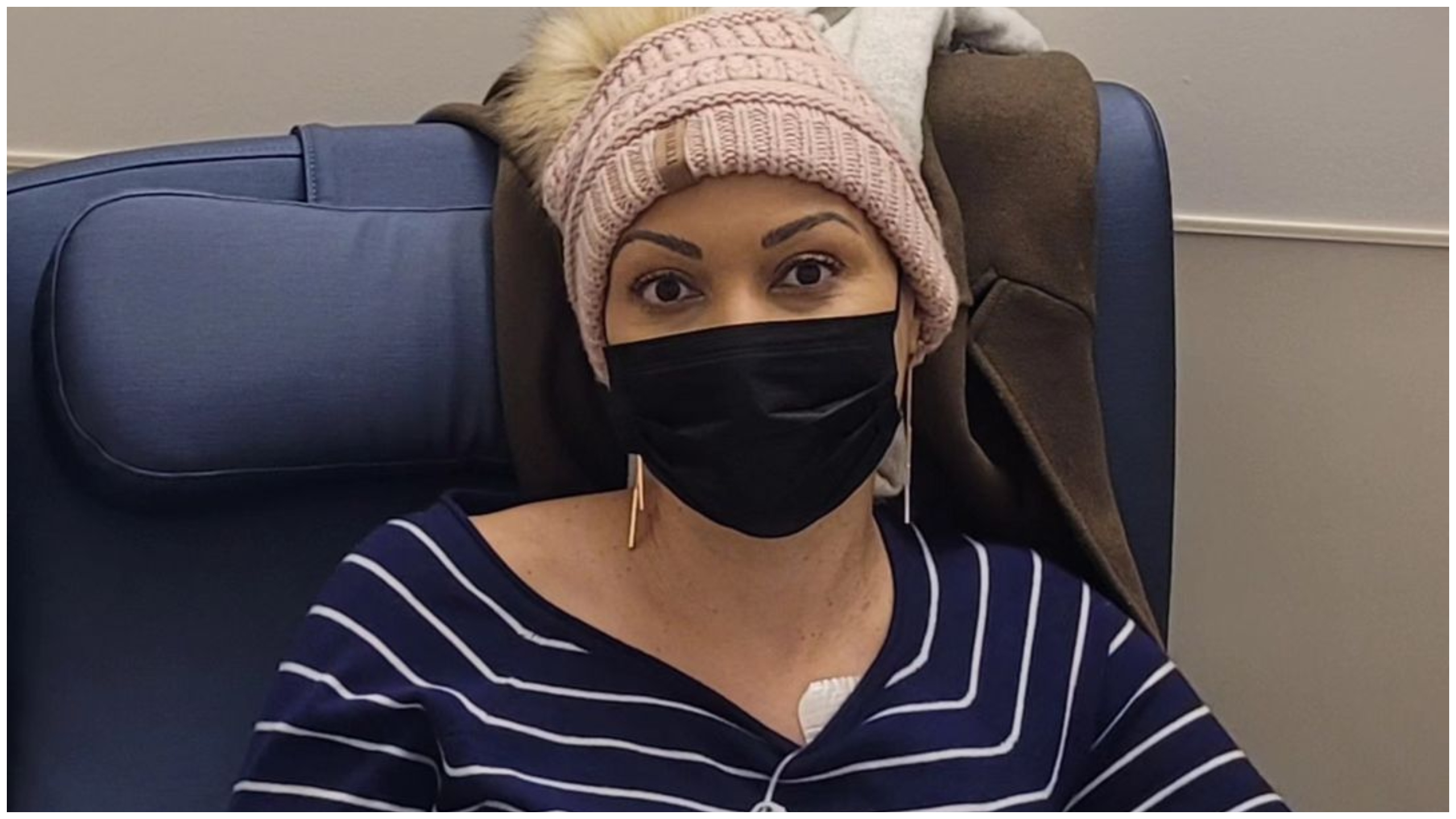 Chicago News Anchor Nichole Berlie Diagnosed With Breast Cancer Shares ...